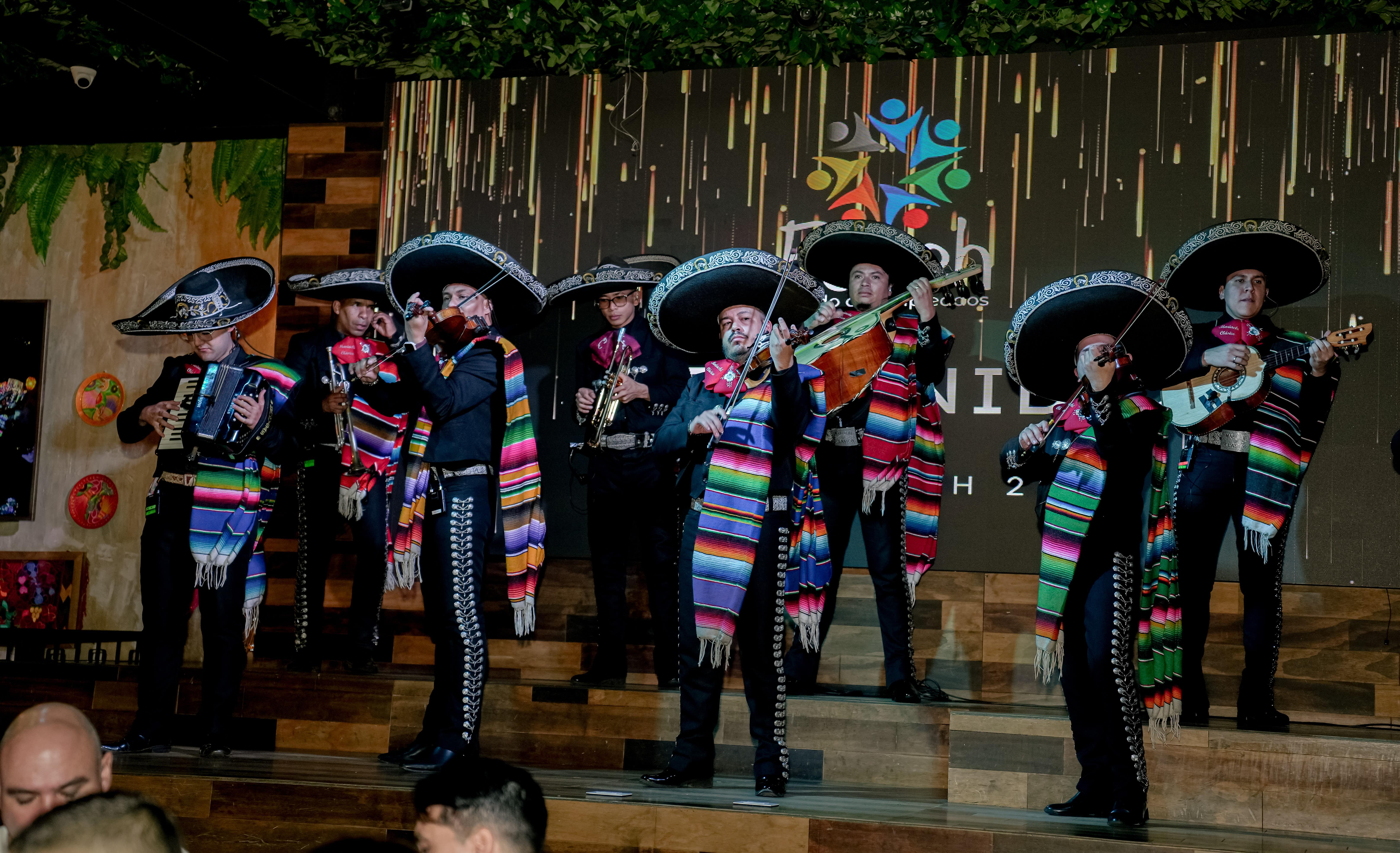 Gran Fiesta 2025!!! - Album de Imagenes